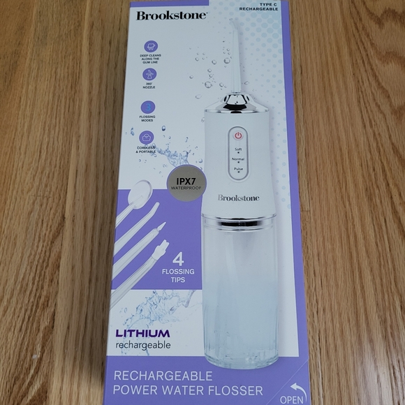 Brookstone | Bath | New In Box Brookstone Lithium Rechargeable With 4 ...